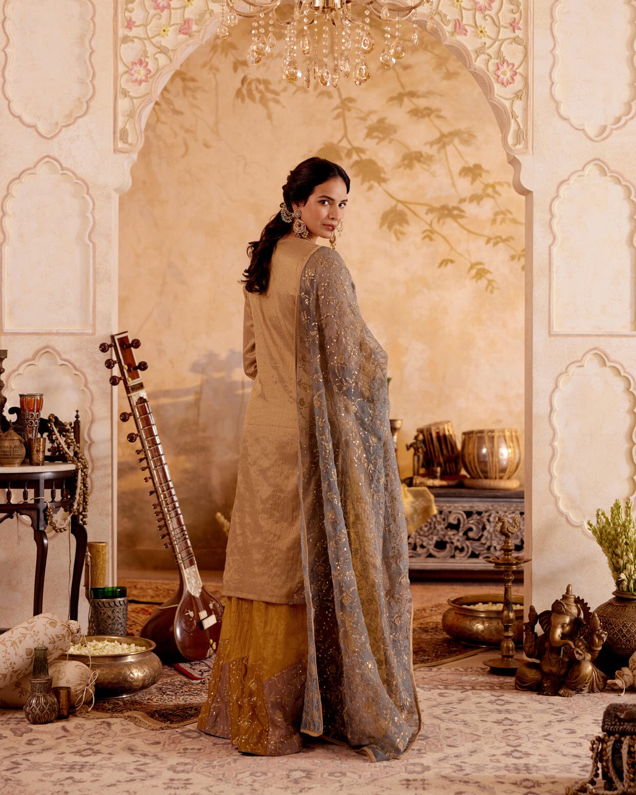 SURMAYI raag Nepali-set of 3 ( kurta, sharara & dupatta) – Naaz By Noor