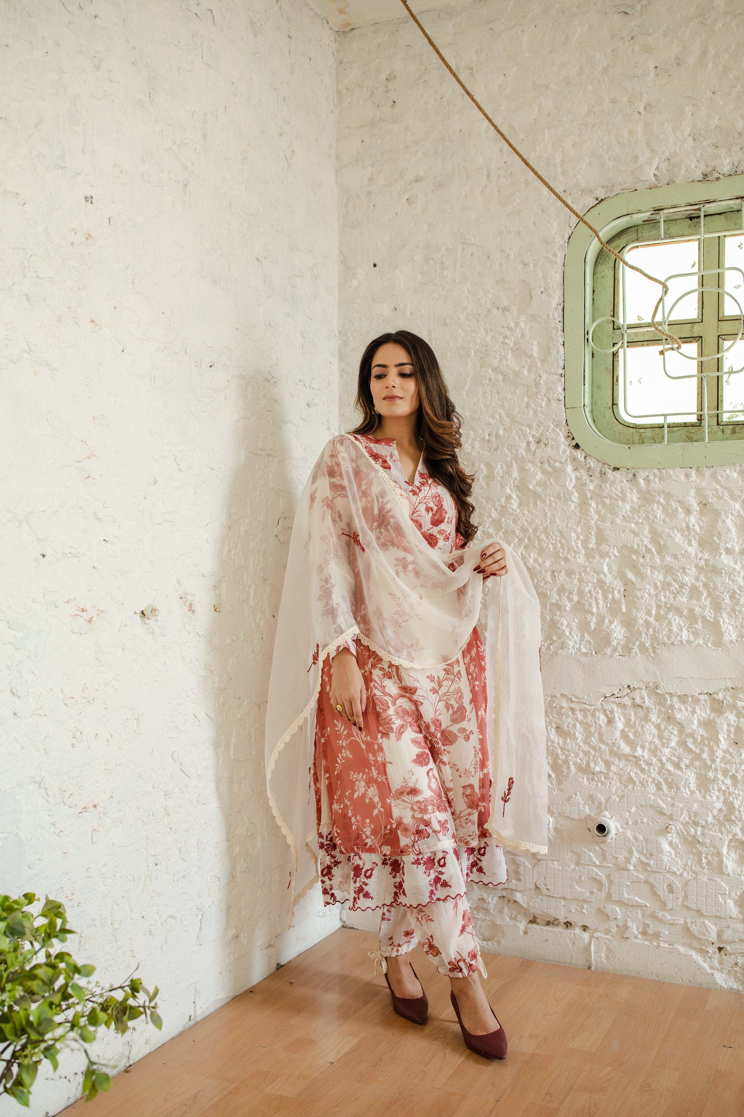 Meethi Reet Lal Mithas - set of 3 - kurta, pant and dupatta – Naaz By Noor
