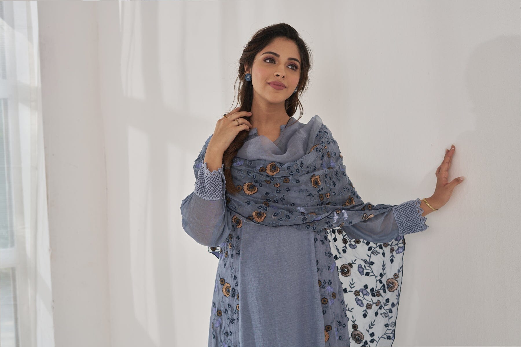 MUSKAAN BAANO-set of 3( kurta, pant & dupatta) - Naaz By Noor
