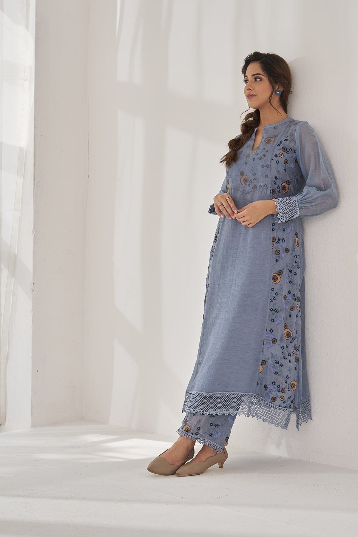 MUSKAAN BAANO-set of 3( kurta, pant & dupatta) - Naaz By Noor